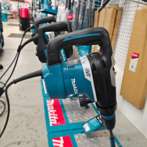 Louis Williams & Sons: Power Tools & Hardware - East Flat Rock, NC